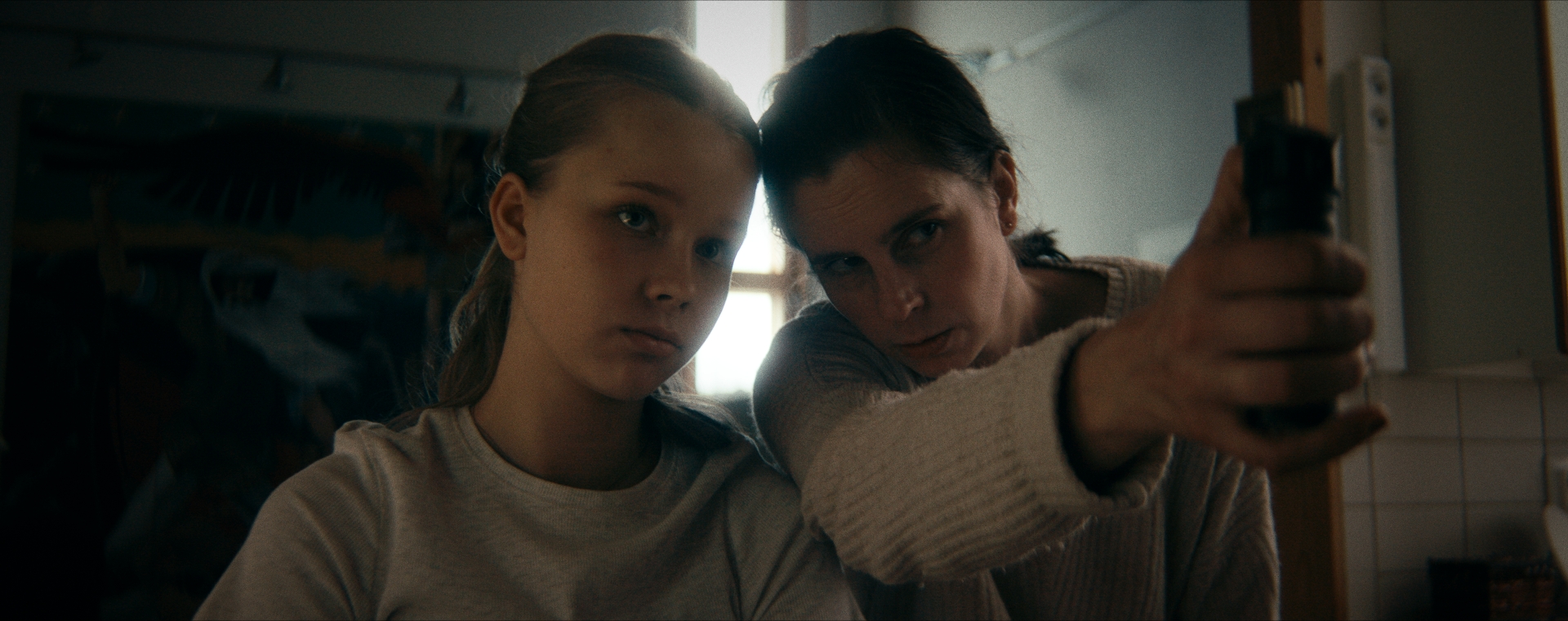 Tuukka, Olga ja Helga Temonen nostavat esiin vaiettuja tunteita ...